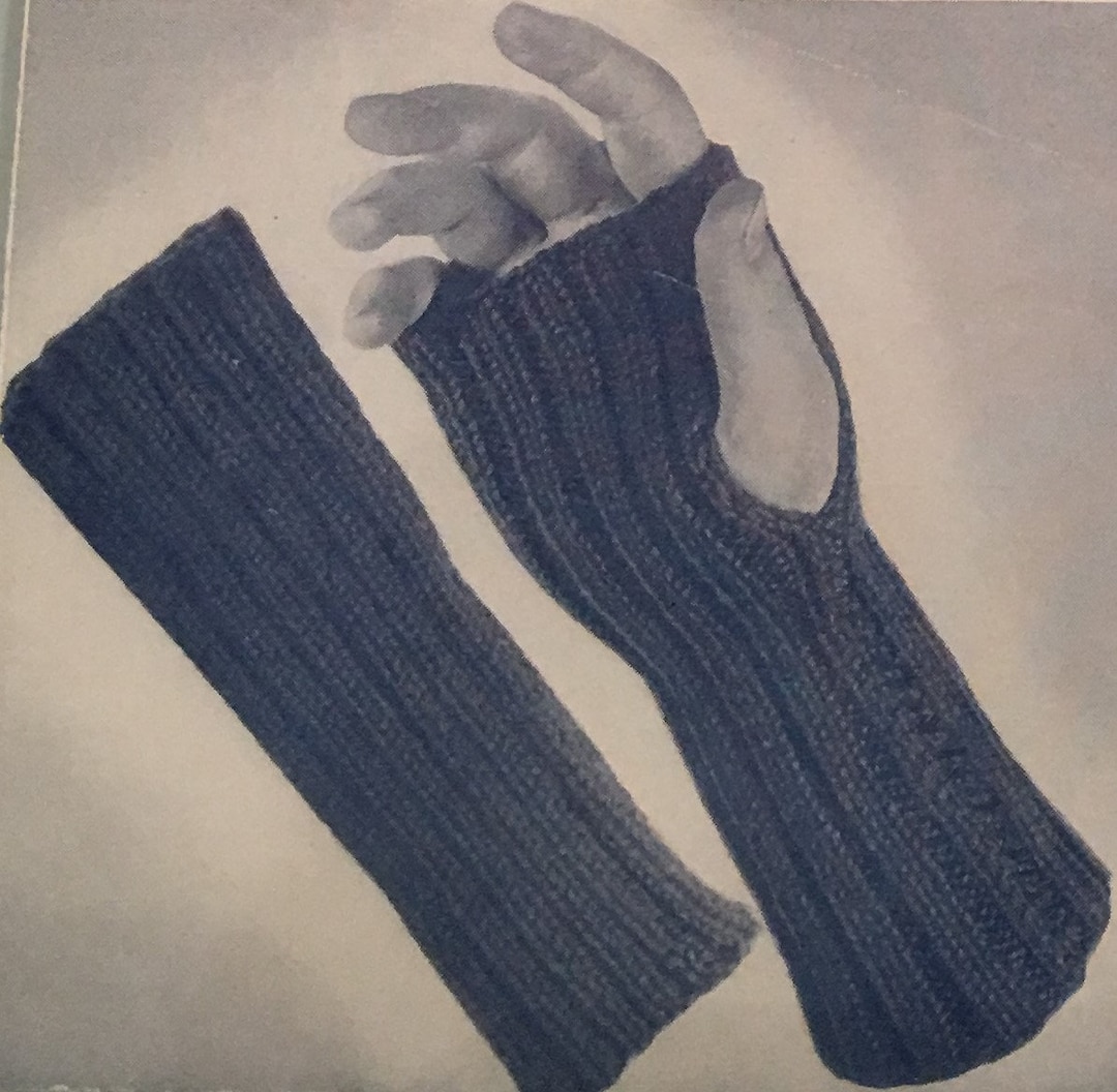 Vintage Knitting Patterns Wristlets Fingerless Gloves, 1950s - Etsy