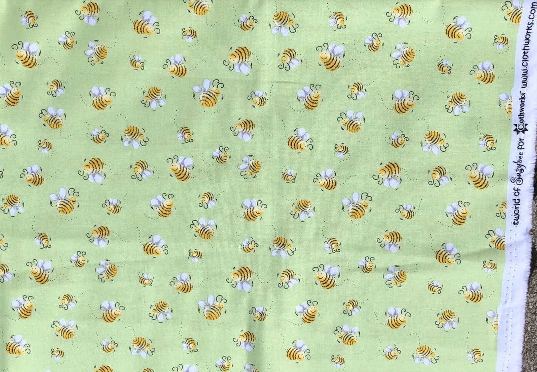 Patchwork Fabric Children's Fabric sweet Bees Bees on Green World of ...