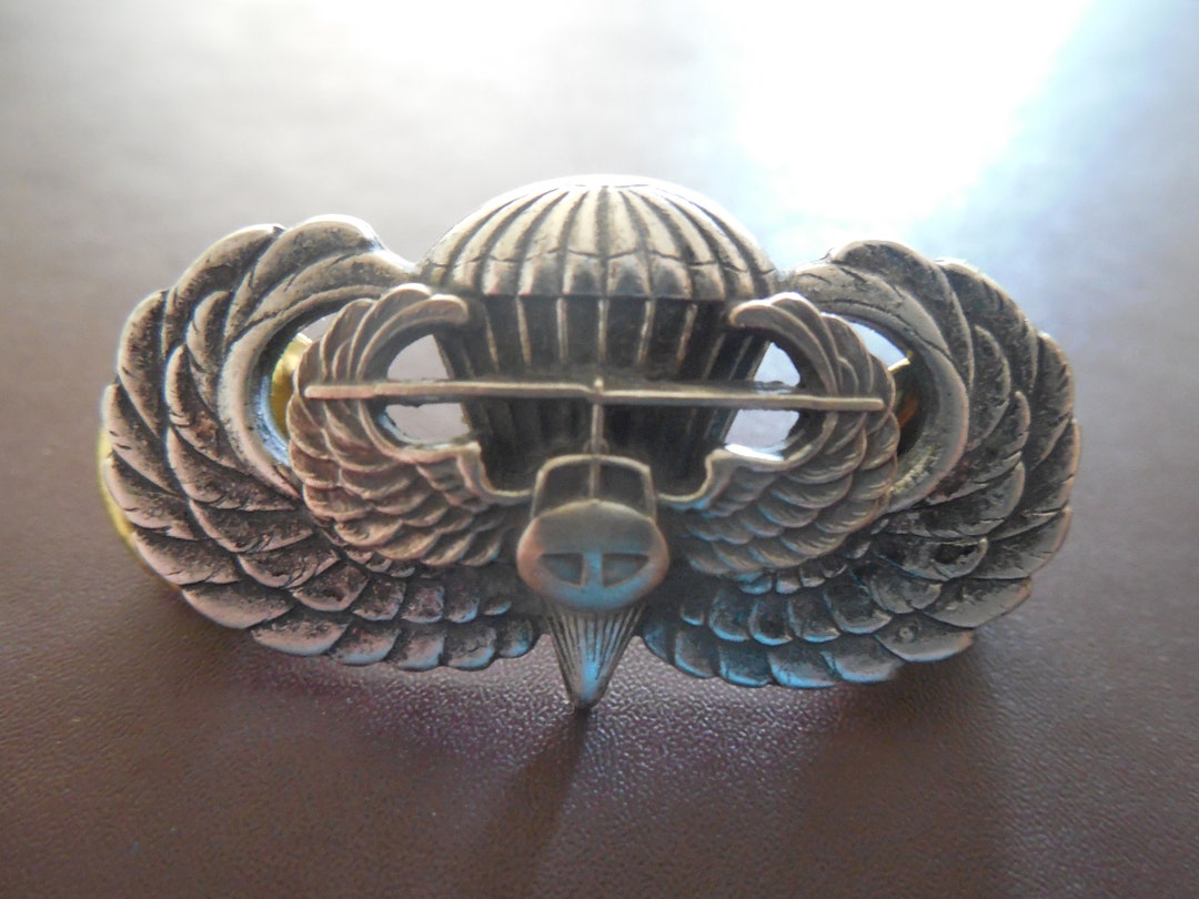 Airborne Air Assault Jump Wing Badge Military Uniform Parachute Pin ...