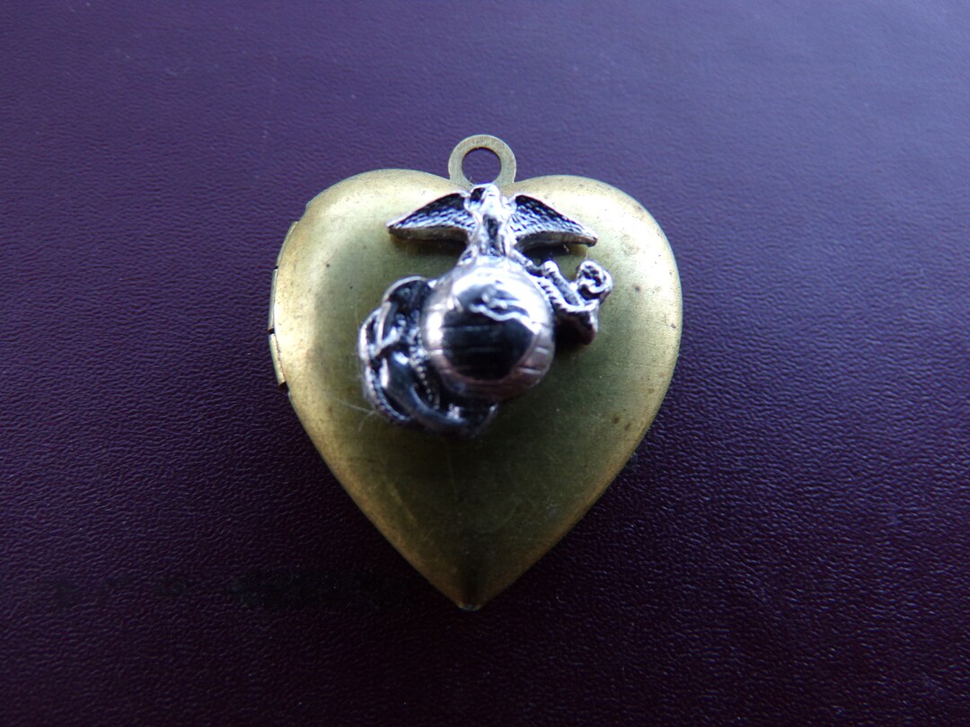 Vintage US Marine Corps Sweetheart EGA Picture Locket Necklace - Etsy