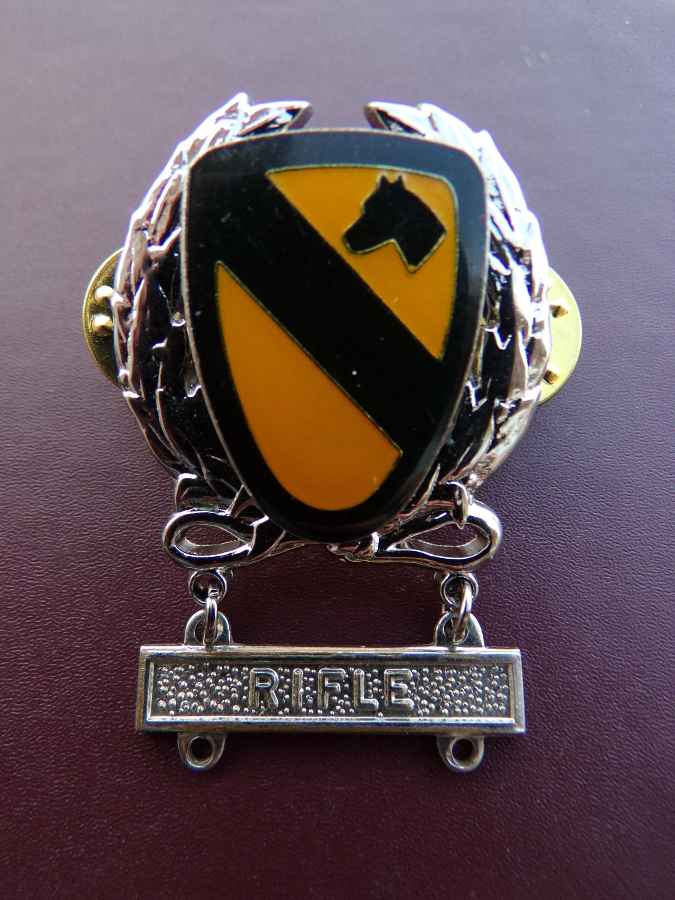 US Army Cavalry Division Crest Badge Insignia Medal Pin Uniform Patch ...