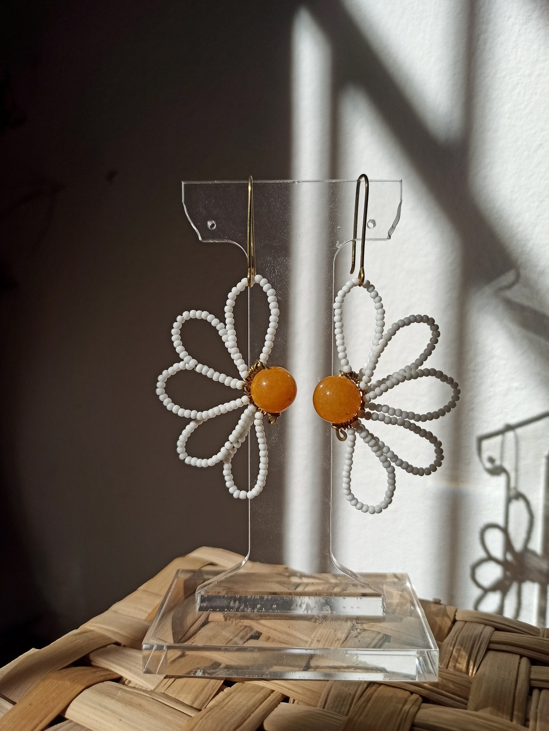 Groovy Daisy Beaded Flower Earrings /statement Earrings / Mod Flower ...