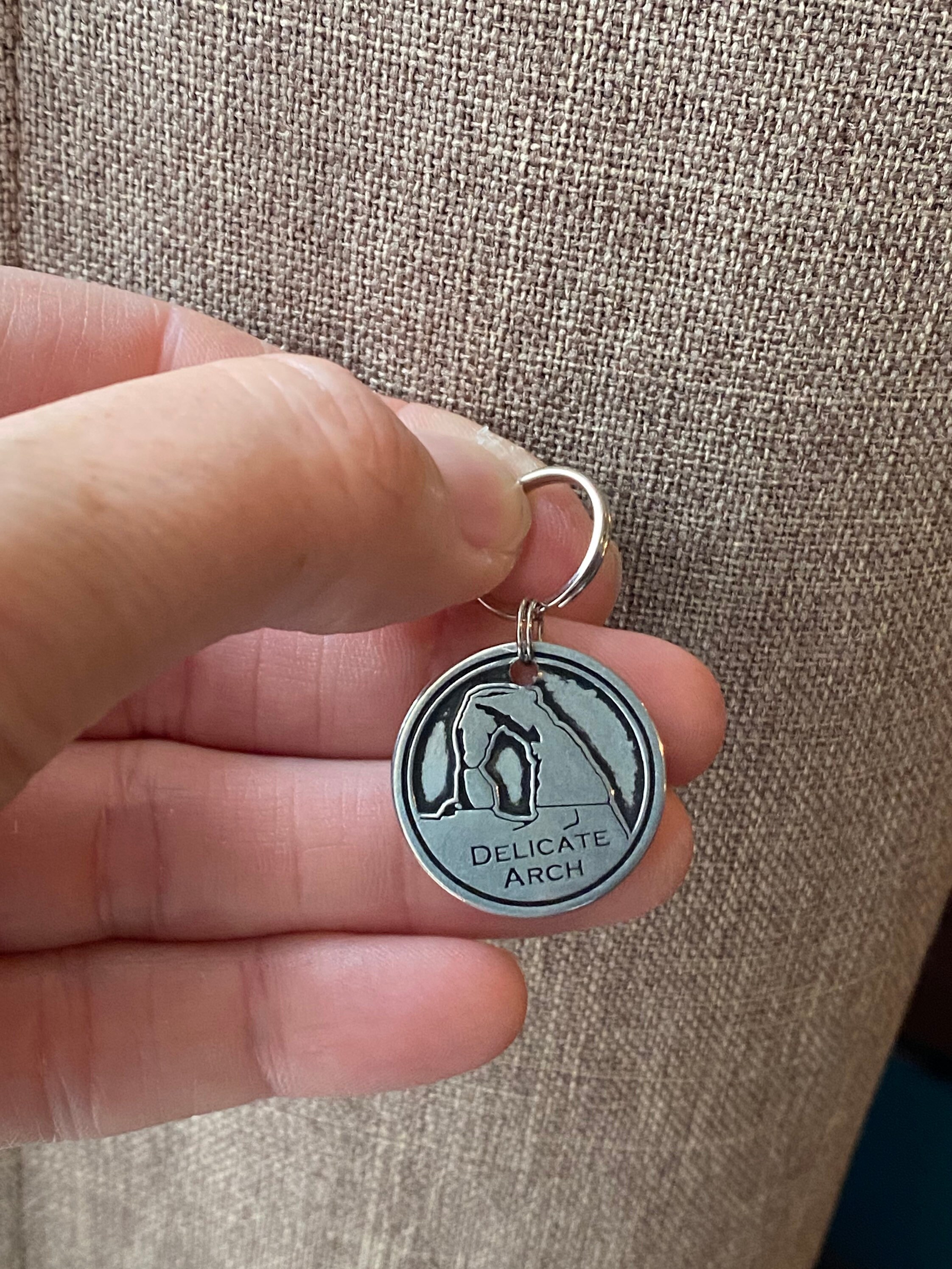 Arches National Park Token Coin Keychain Zipper Pull 1pc 22mm | Etsy