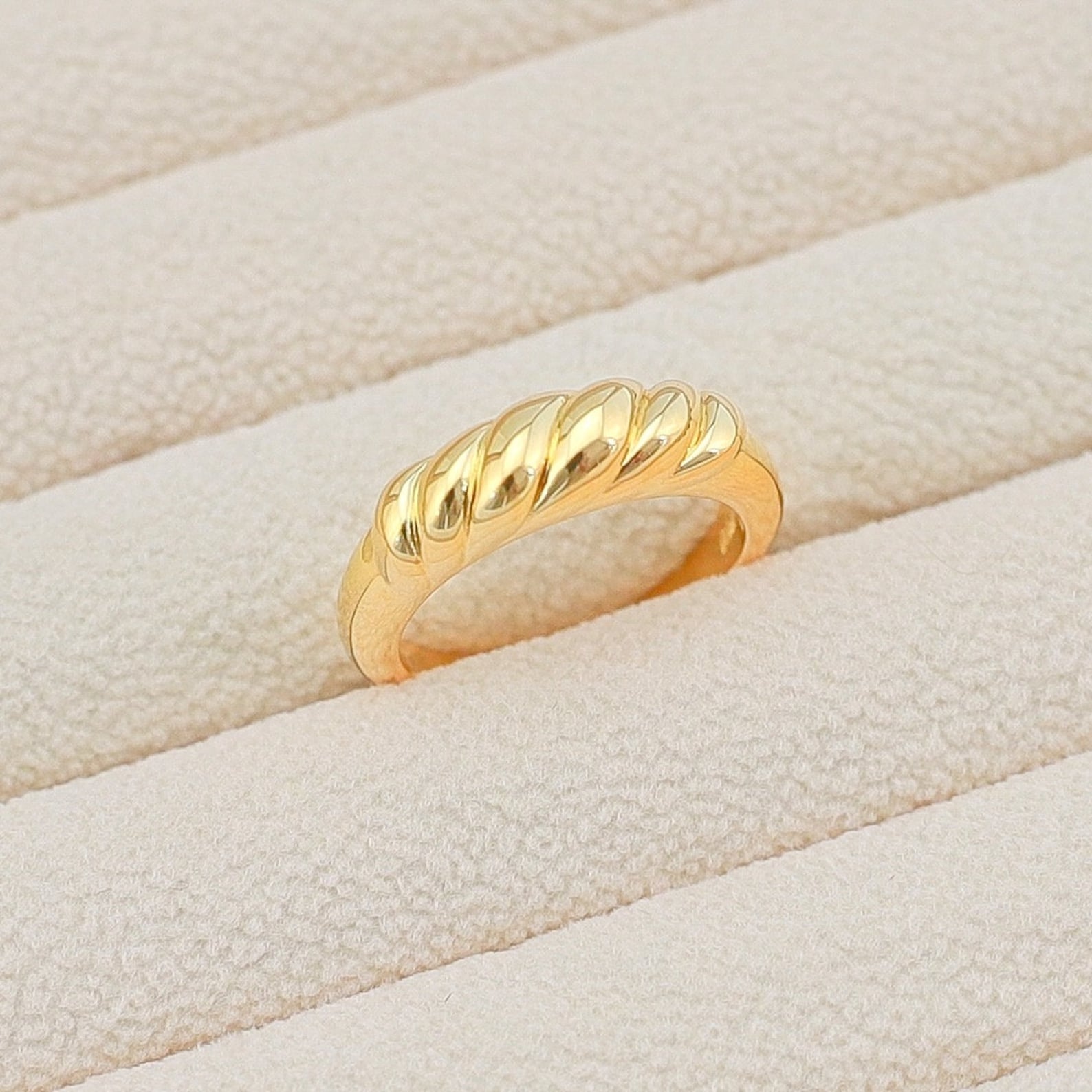 18k Croissant Ring Gold Rings for Women Dome Ring Twisted Rope - Etsy UK