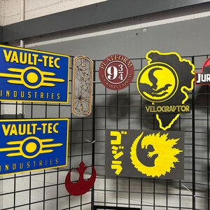 Rocketeer Wall Art Bigelow's Air Circus Wood Sign Movie Decor Cliff ...