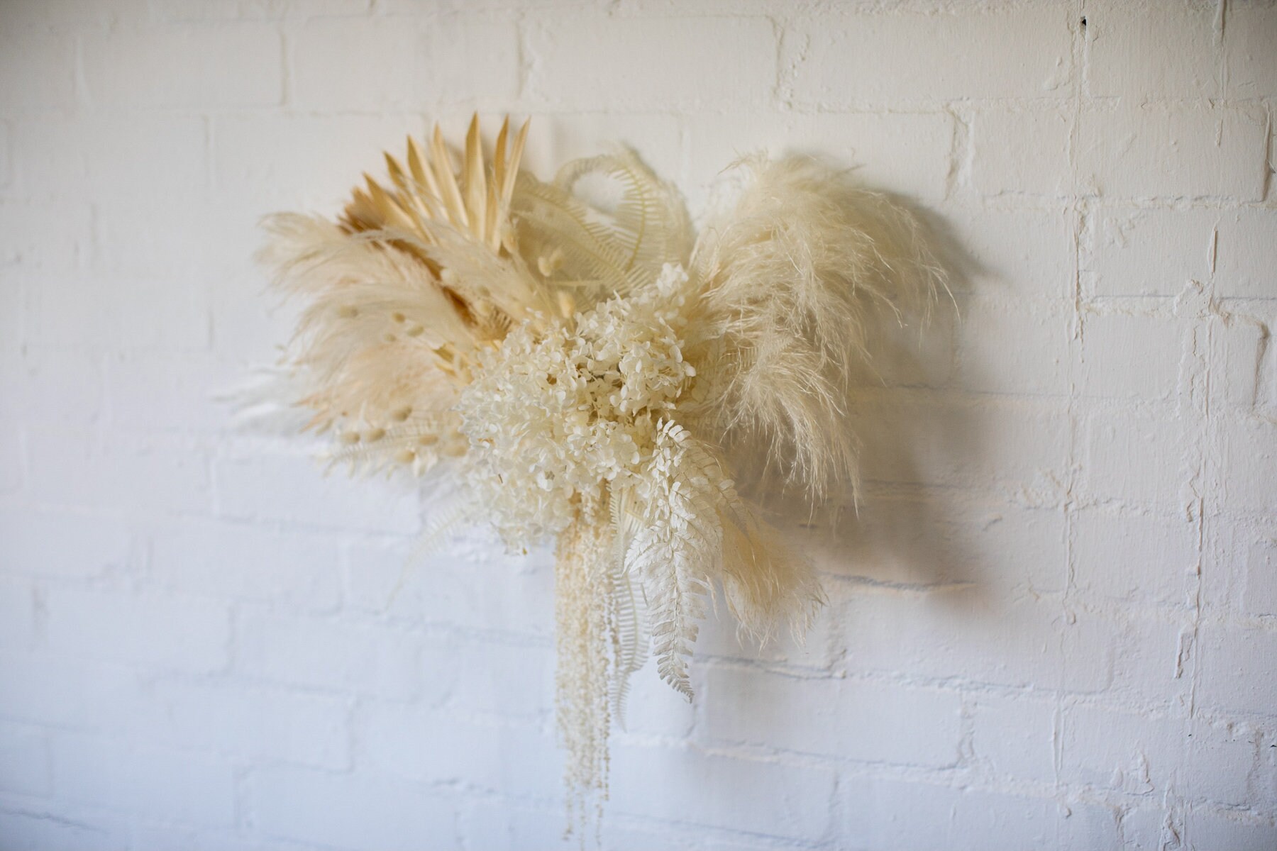 Trailing Amaranthus & Pampas Moongate Decoration Palm Arch | Etsy