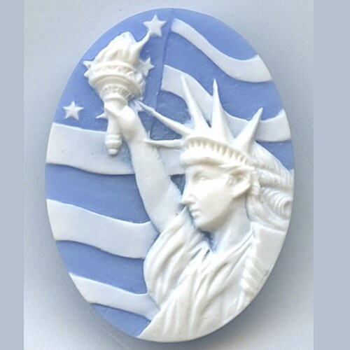 Kelmscott Designs 1 X 1.5 Thistle Needle Minder - Etsy