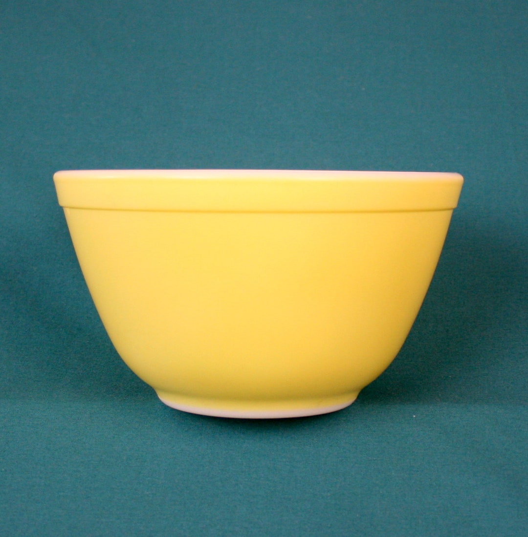 Pyrex Small Yellow Mixing Bowl Citrus Daisy 1 1/2 Pint #401 - Etsy