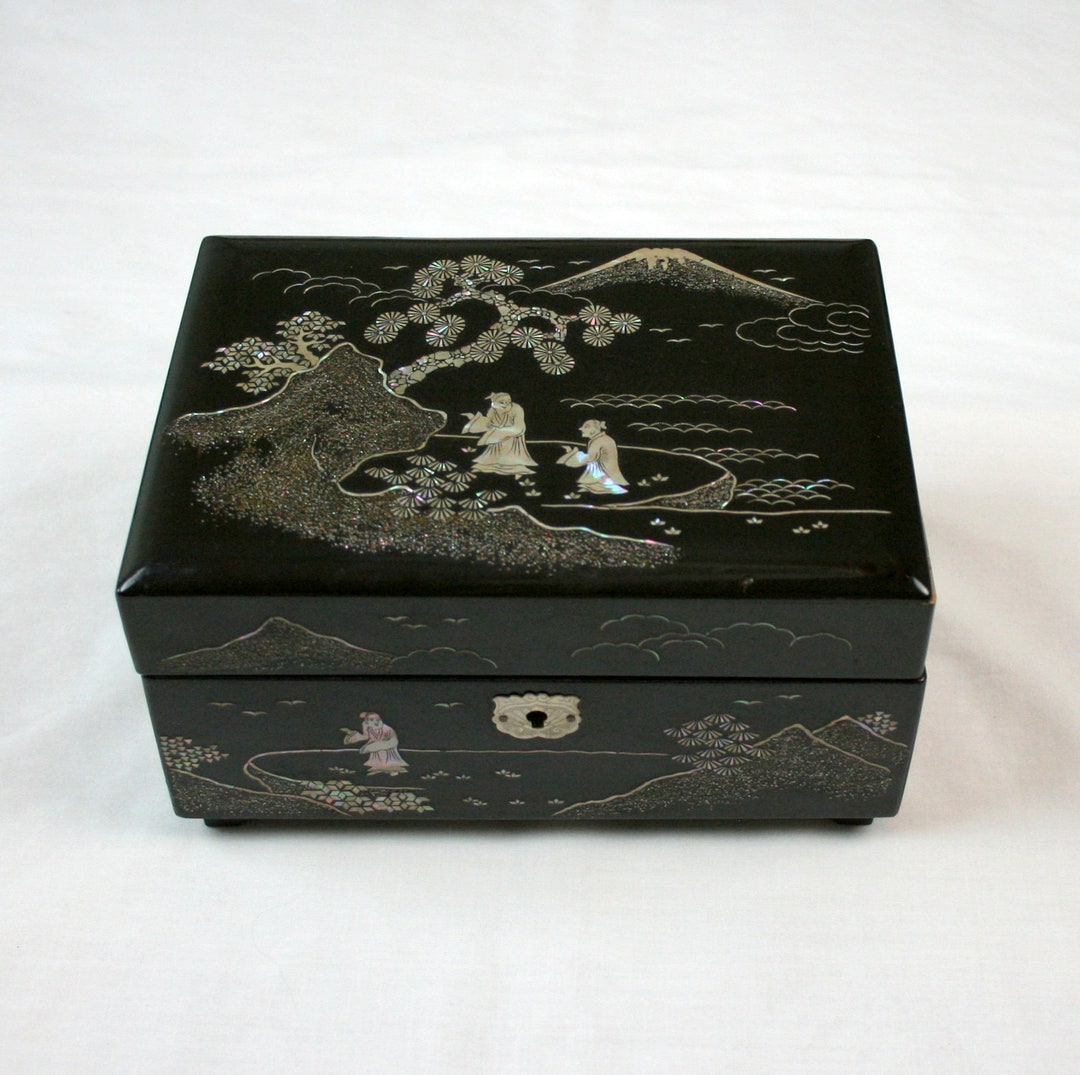 Black Lacquer Jewelry Music Box 1950s Pearl Inlay Japan - Etsy Black Lacquer Jewelry Music Box 1950s Pearl Inlay Japan - Etsy
