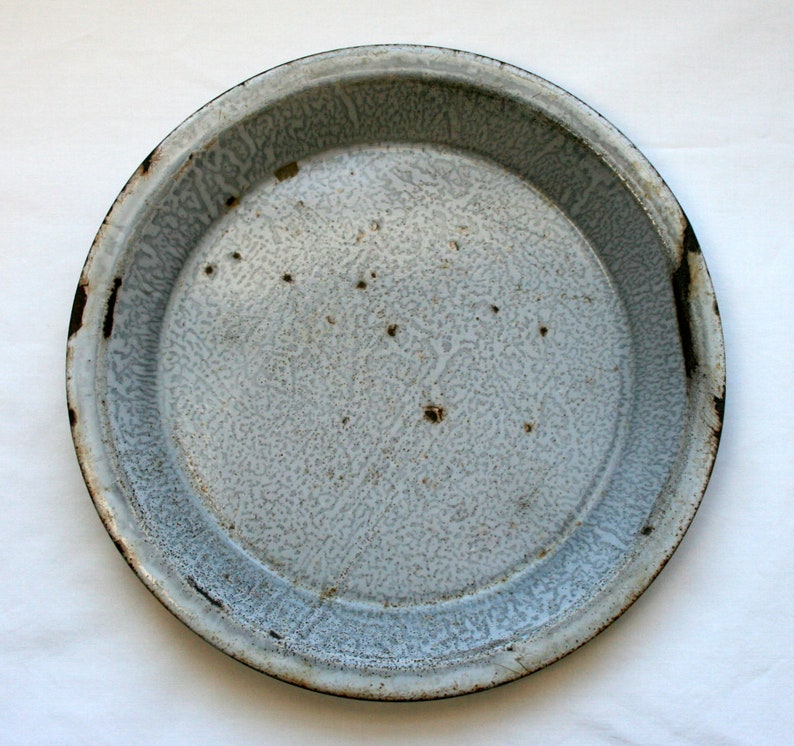 enamelware-pie-plate-dish-gray-graniteware-vintage-farmhouse-etsy