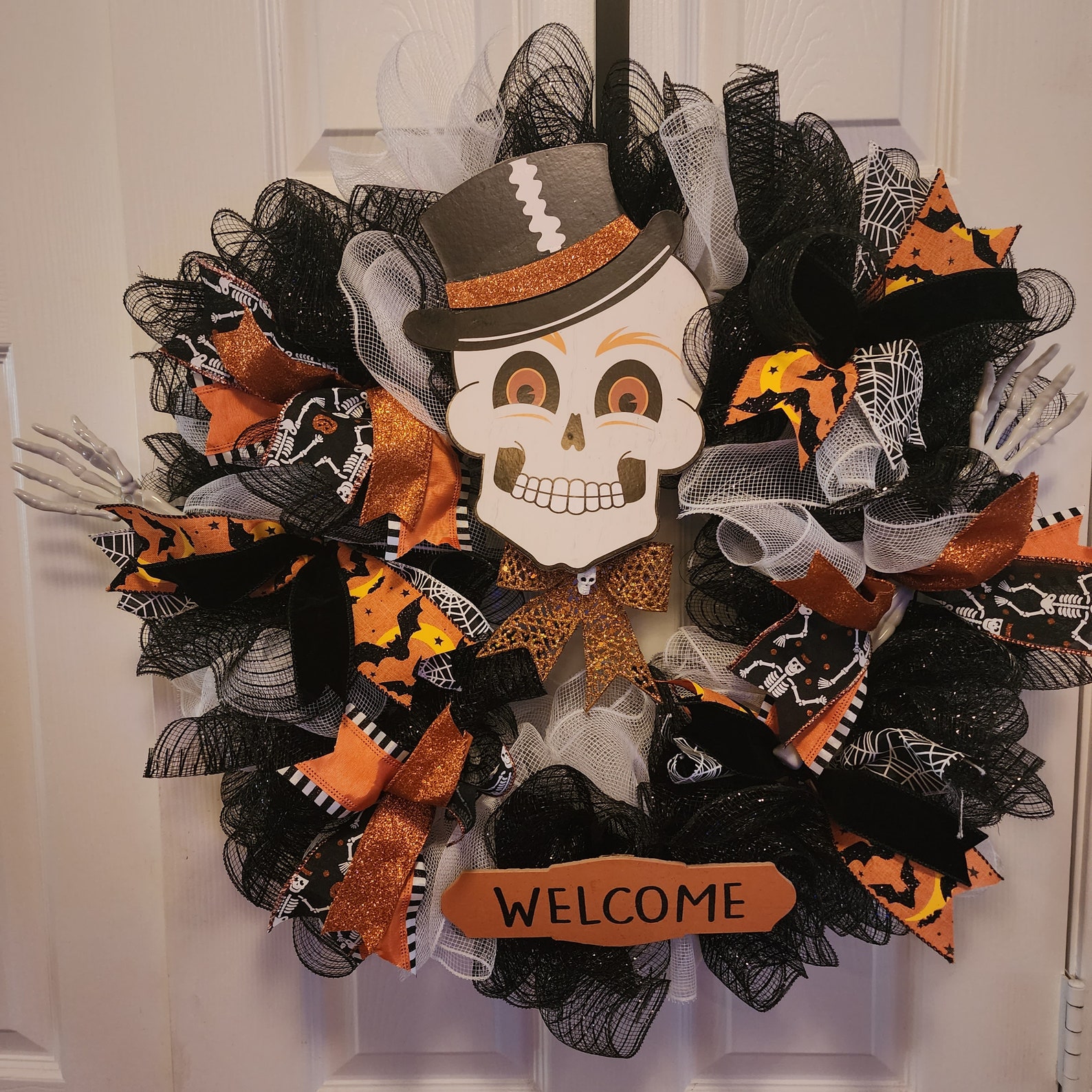 Halloween Skull Wreath, Halloween Deco Mesh Wreath, Skeleton Wreath - Etsy