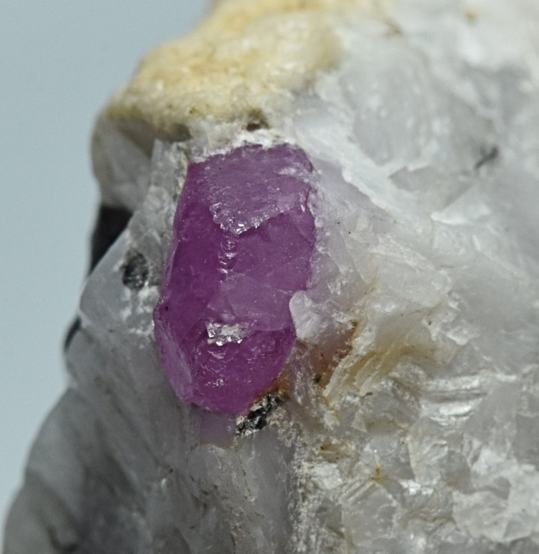 Natural Ruby Crystal Specimen From Jigdalik Afghanistan 22 Gram - Etsy