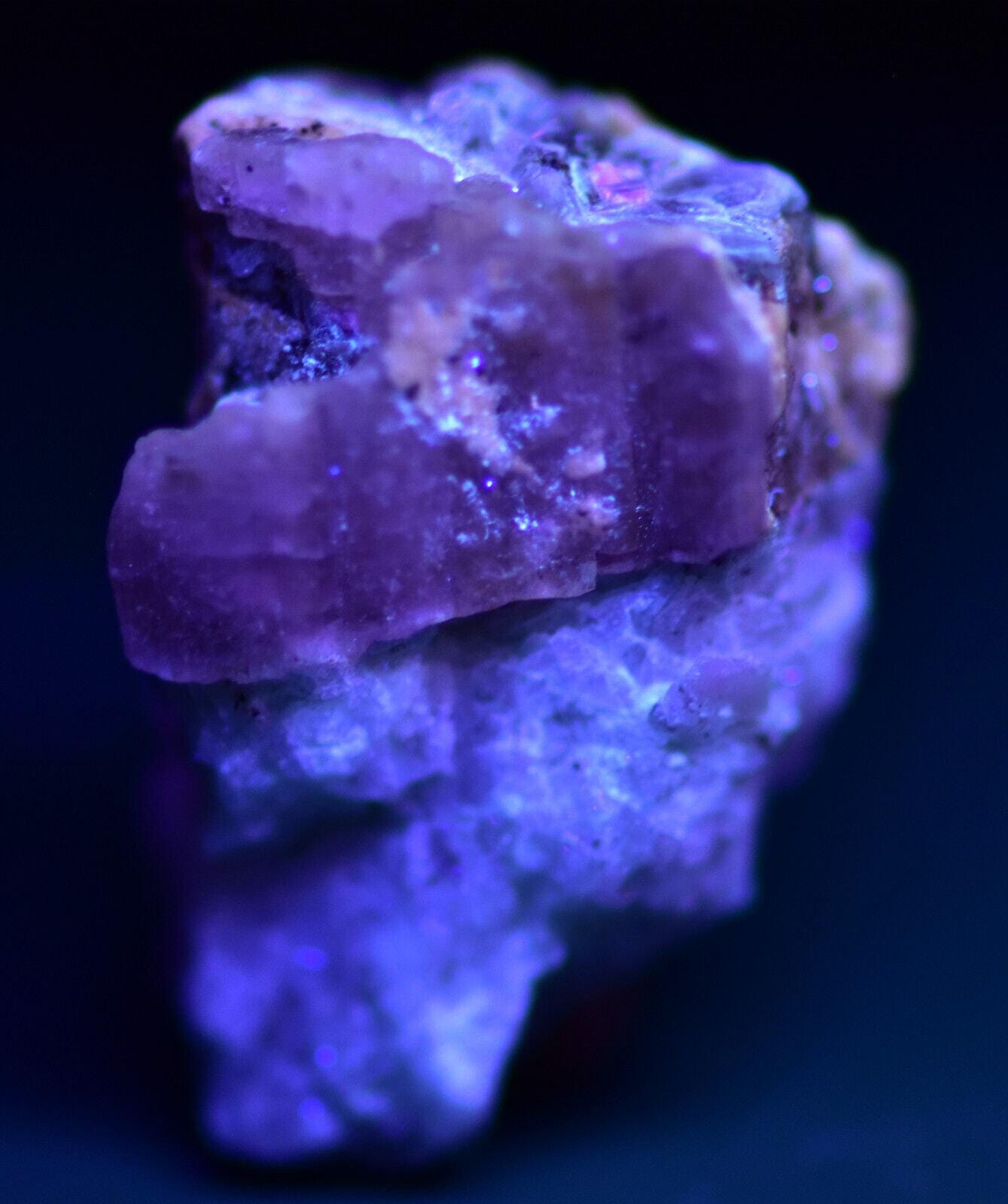 Rare Fluorescent Purple Apatite Crystal on Feldspar Matrix 24.30 Carat ...