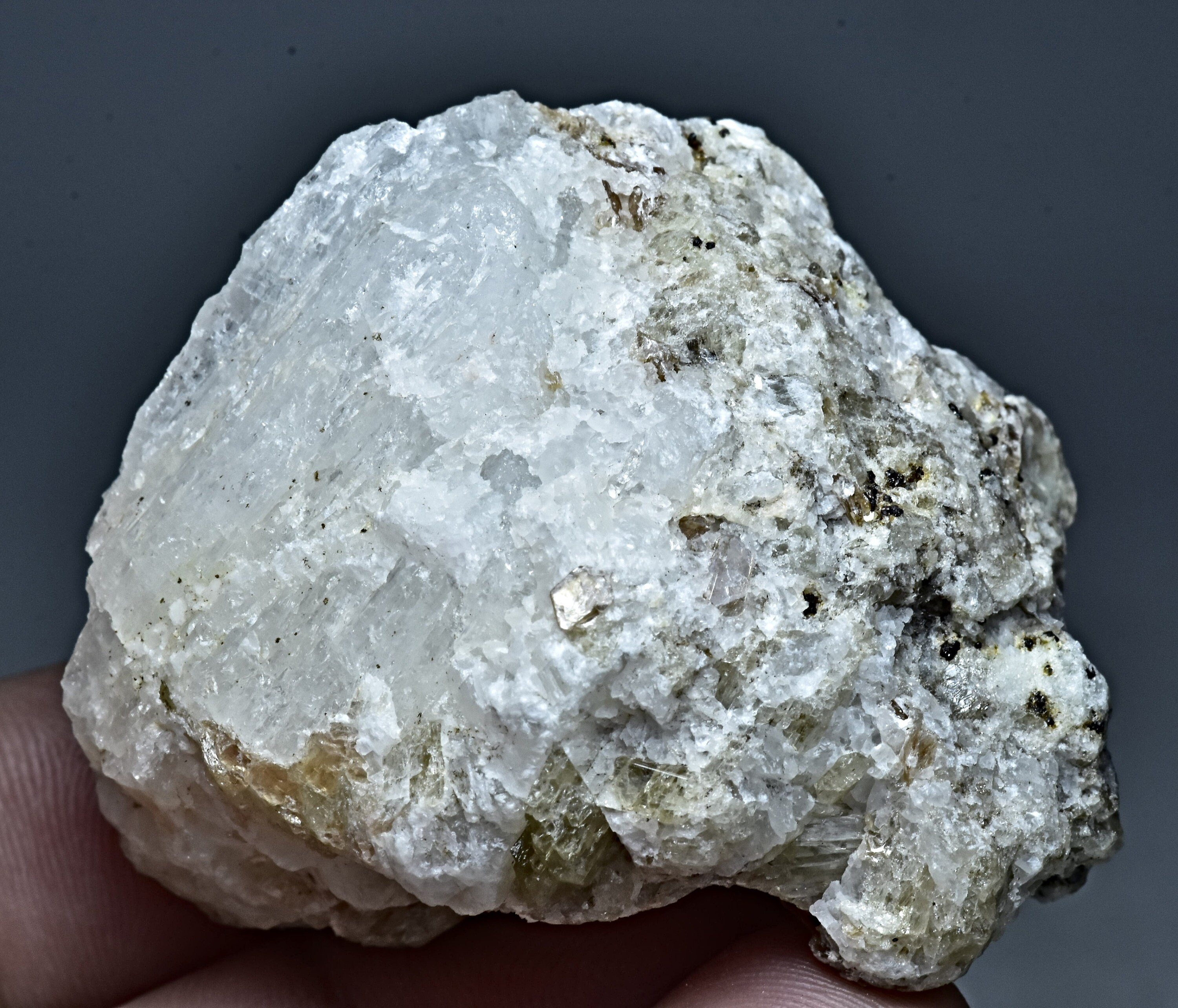 Fluorescent Marialite Scapolite Specimen Combined With Phlogopite and ...