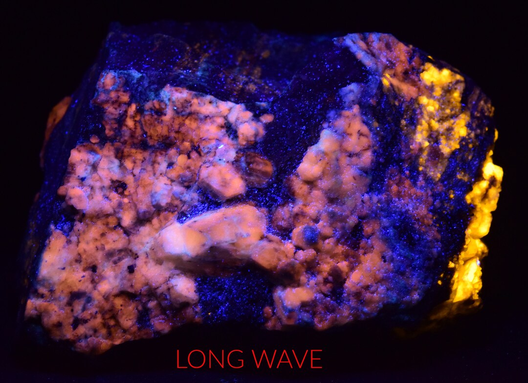 Fluorescent Afghanite Crystal With Wernerite Scapolite on Matrix 2427 ...