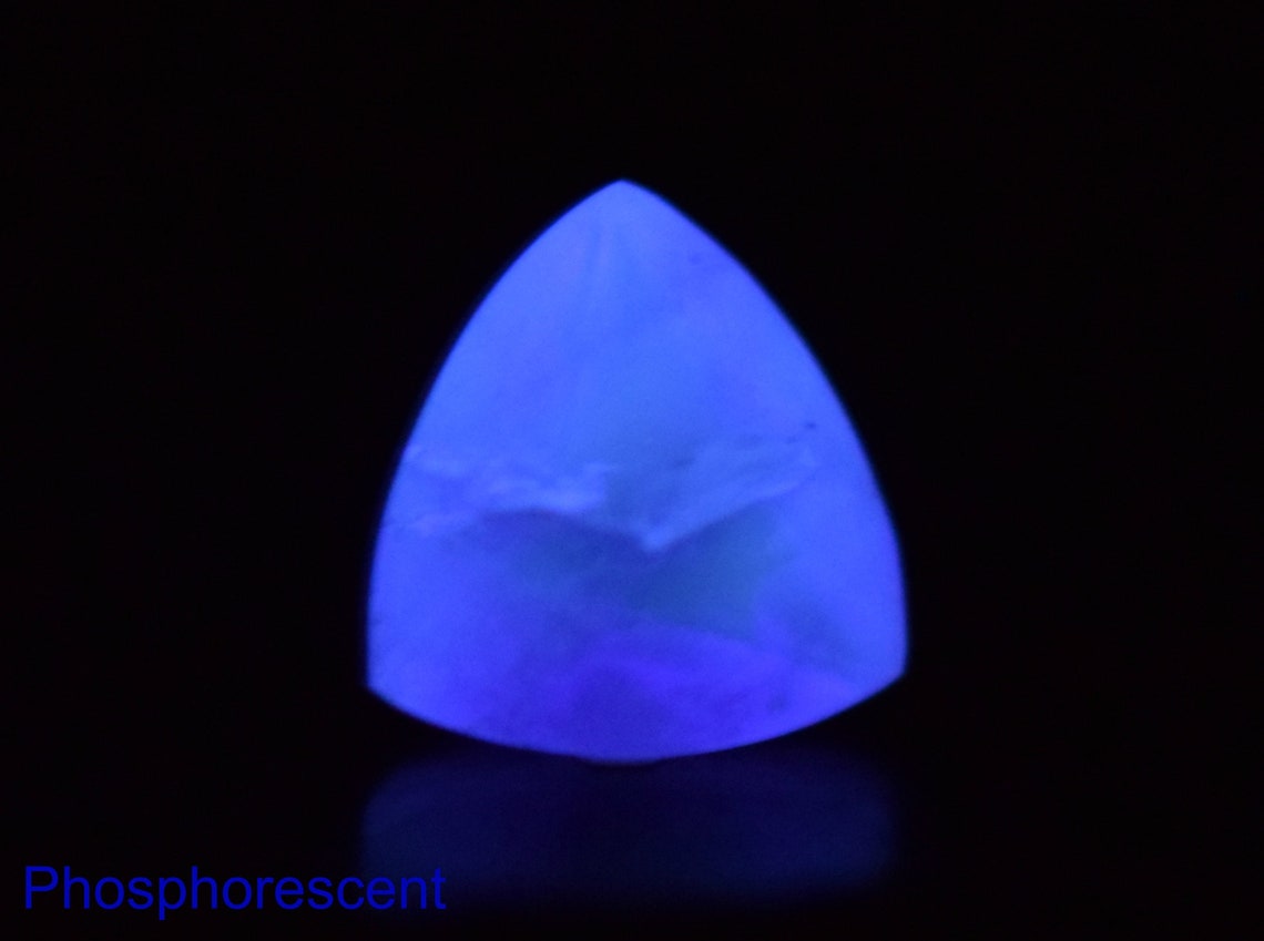 0.50 Carat Fluorescent Phosphorescent Color Change Faceted | Etsy