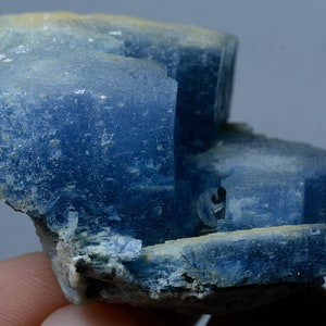 Extremely Rare 251 Carat Cesium Bearing Beryl Var Vorobyevite ...