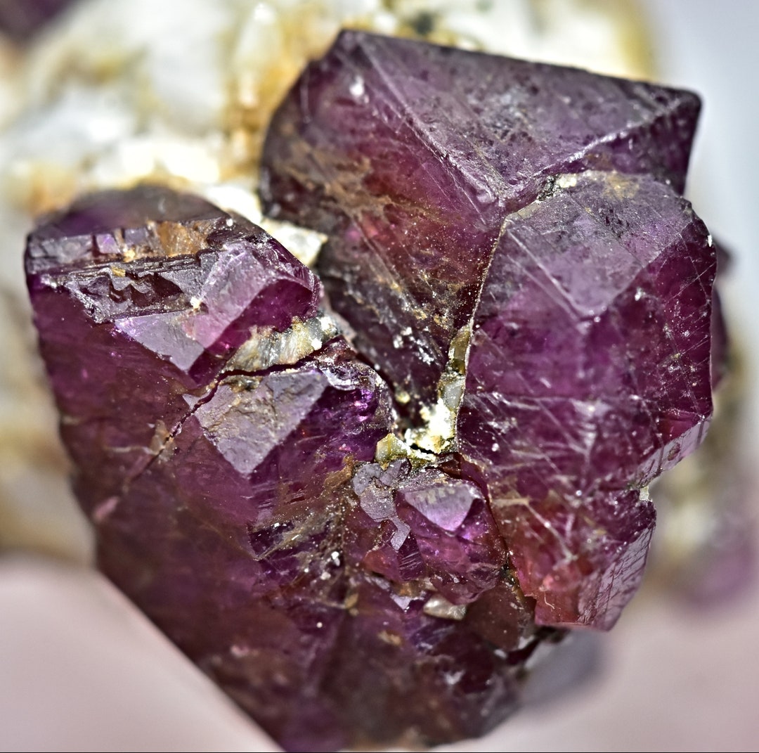 67 Carat Natural Deep Red RUBY Crystal Specimen From Jigdalik ...