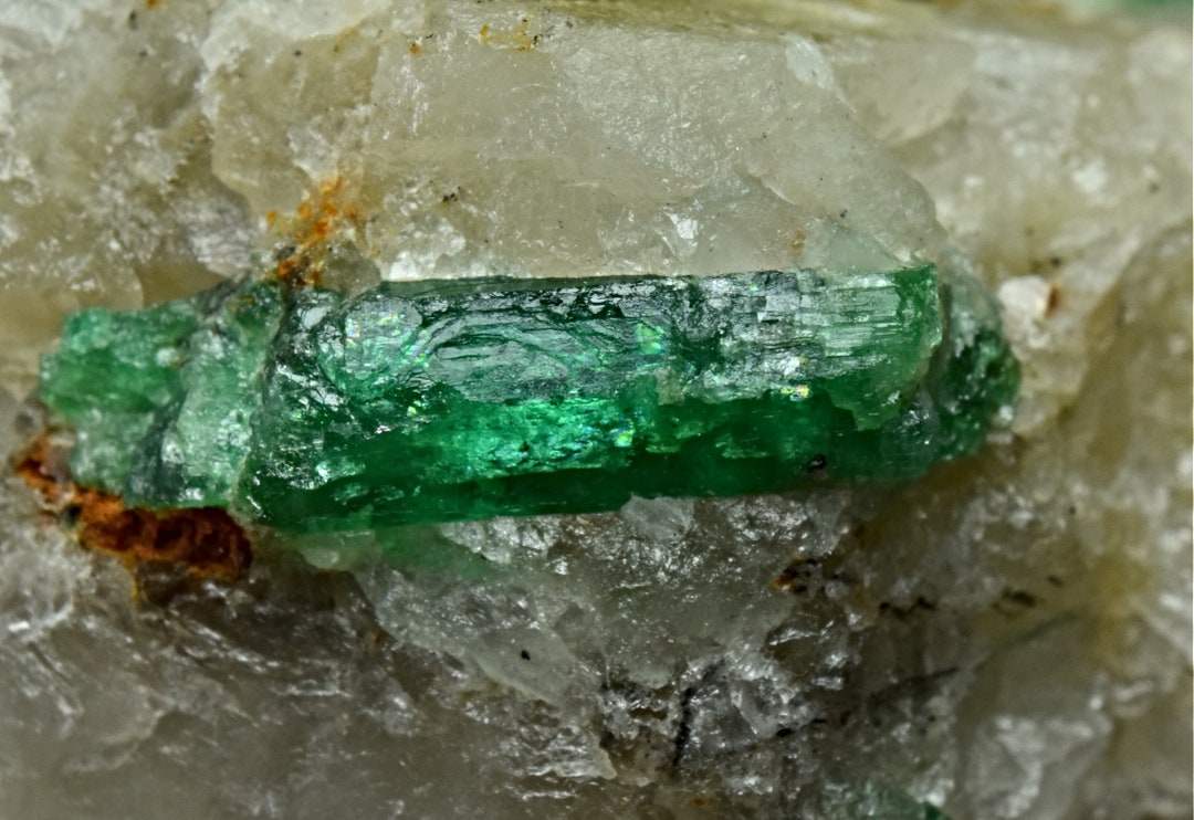 Natural Emerald Crystal on White Quartz Matrix 45 Carat - Etsy