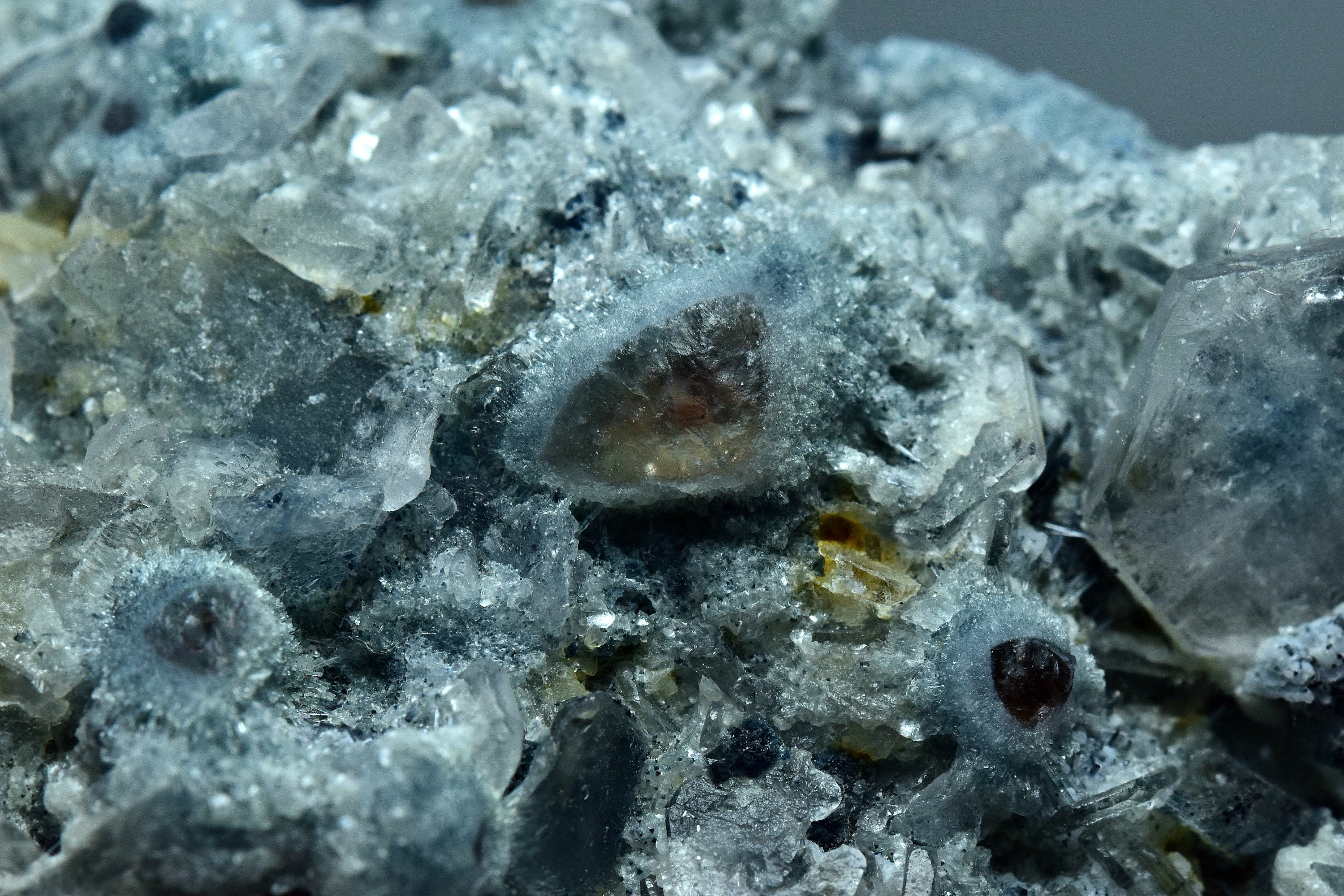 35 Gm Unusual Vorobyevite Beryl Rosterite Crystals W/ | Etsy