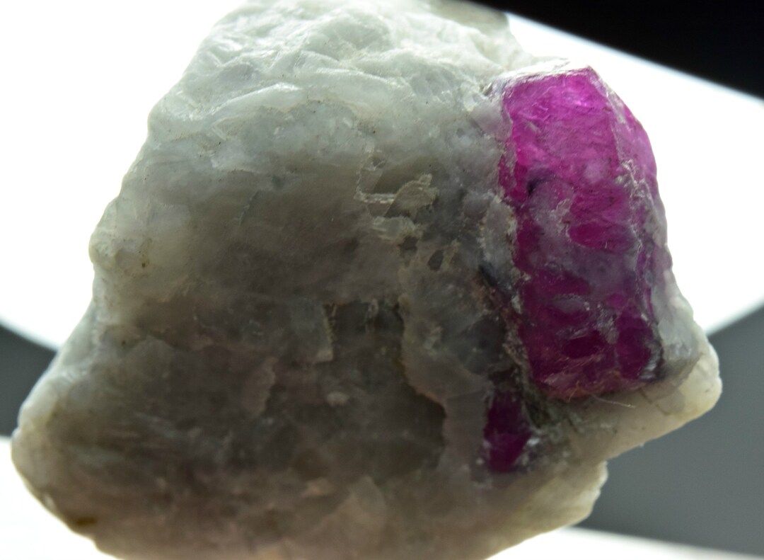 31 Carat Full Terminated Natural Ruby Crystal Specimen From Jigdalik ...