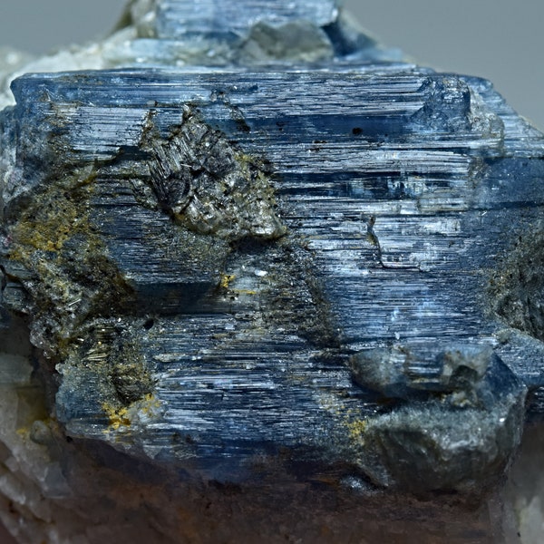 Beryl Crystal - Etsy