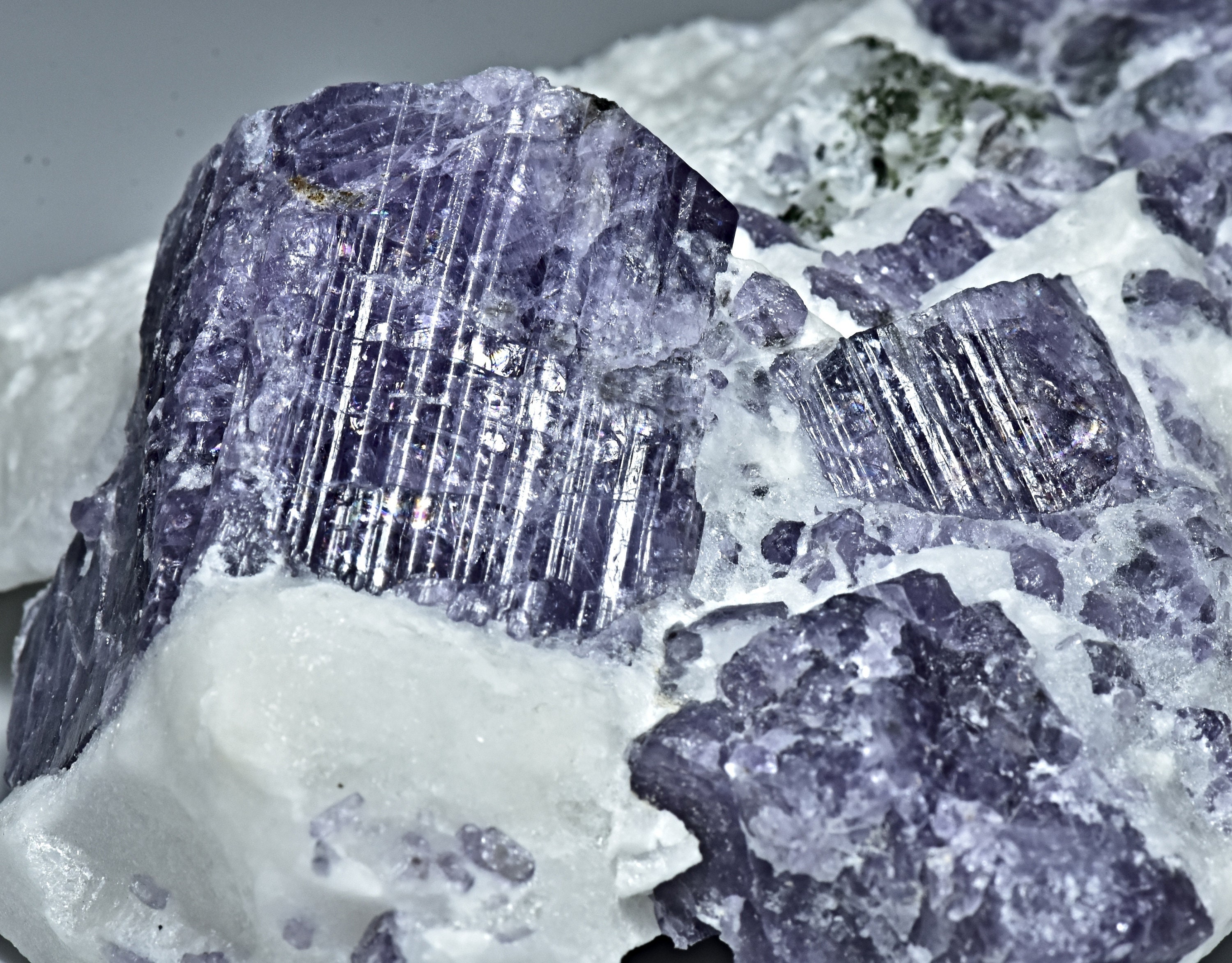 203 Gram Fluorescent Purple Scapolite Crystal With Epidote on - Etsy UK