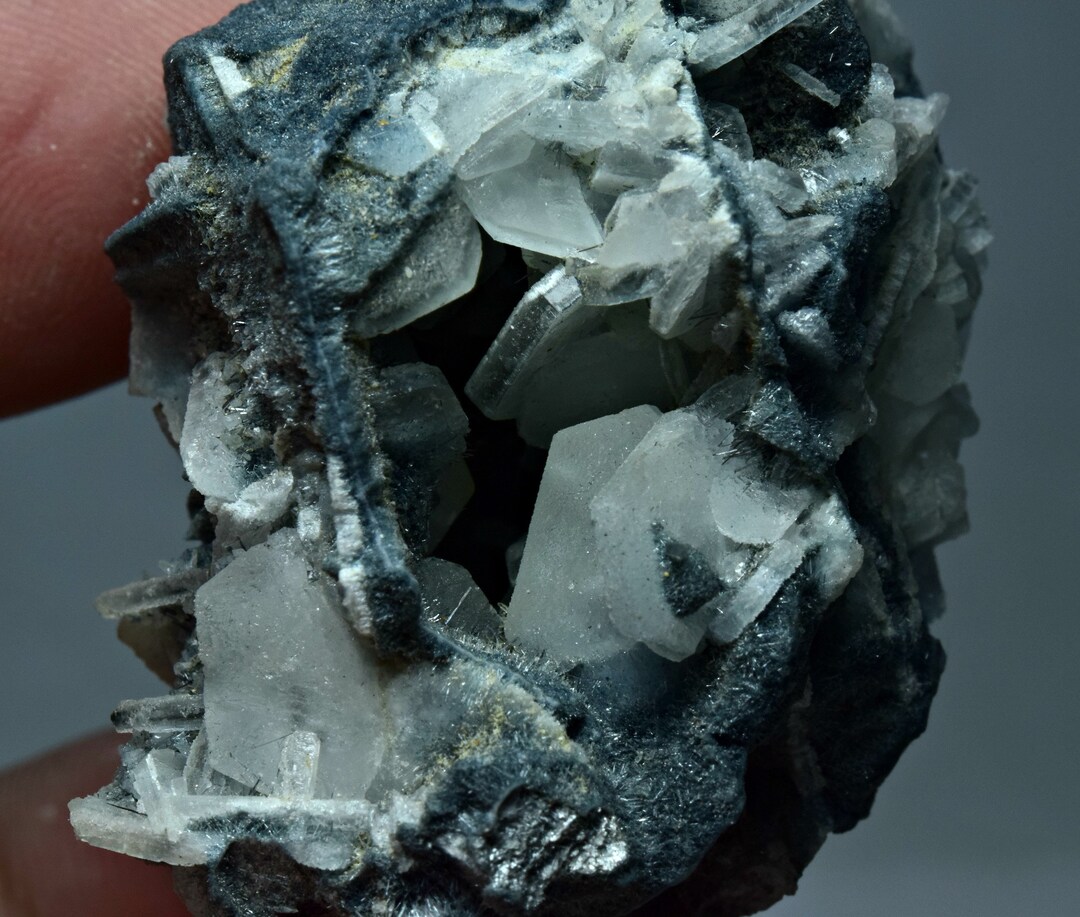 277 Crt Vorobyevite Beryl Rosterite Crystals Cluster Geode W ...