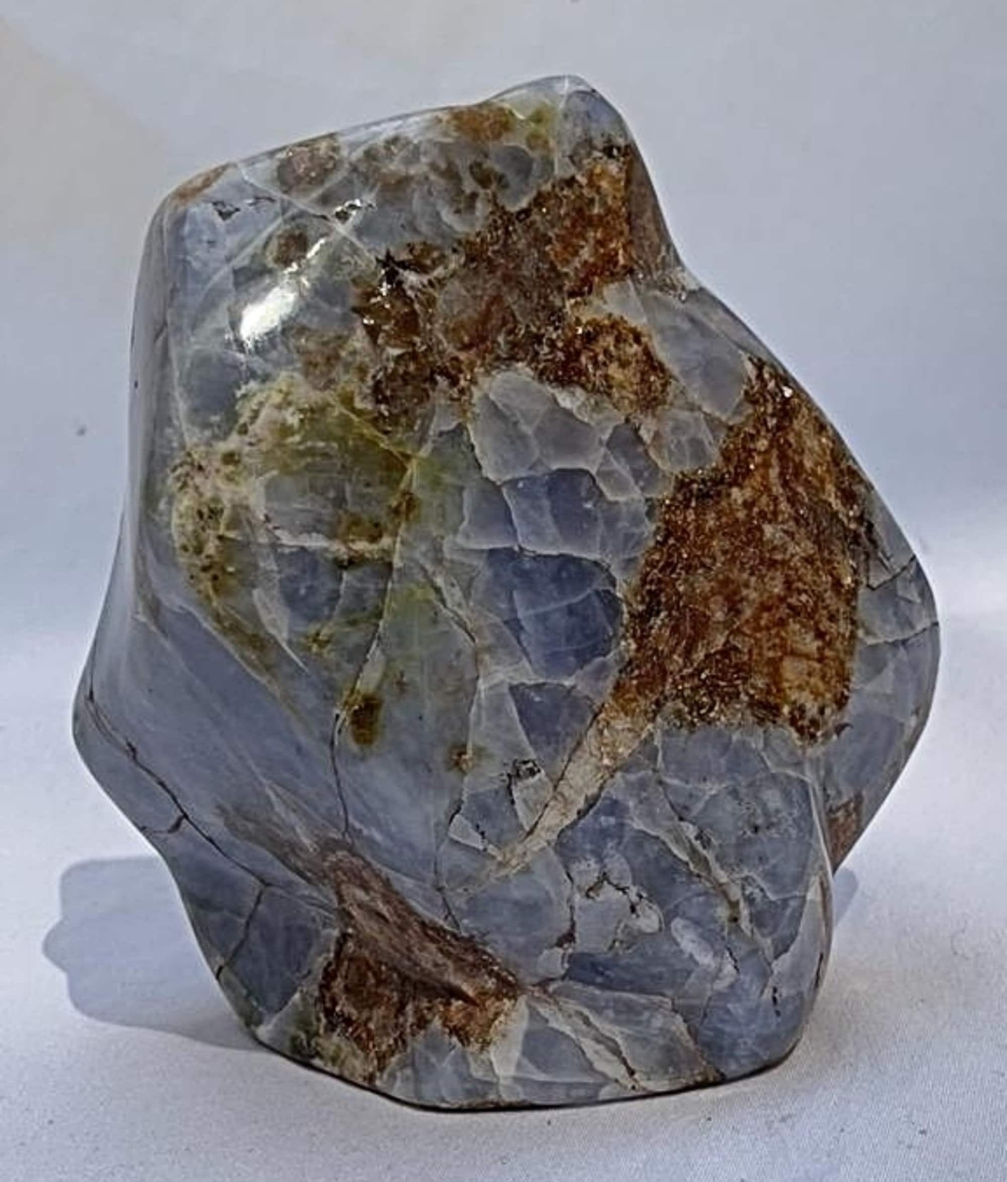 561 Gram Short Wave Long Wave Fluorescent Blue Hackmanite - Etsy