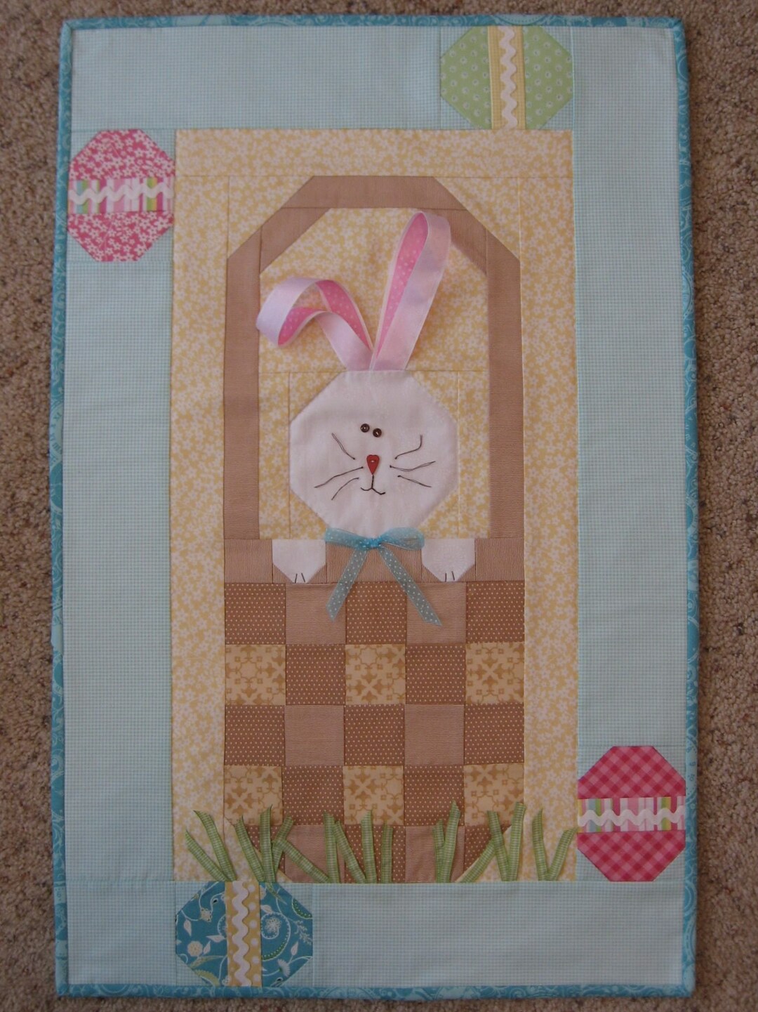 Easter Bunny Quilt Pattern, Table Runner, Table Top Quilt, Quilt Wall ...
