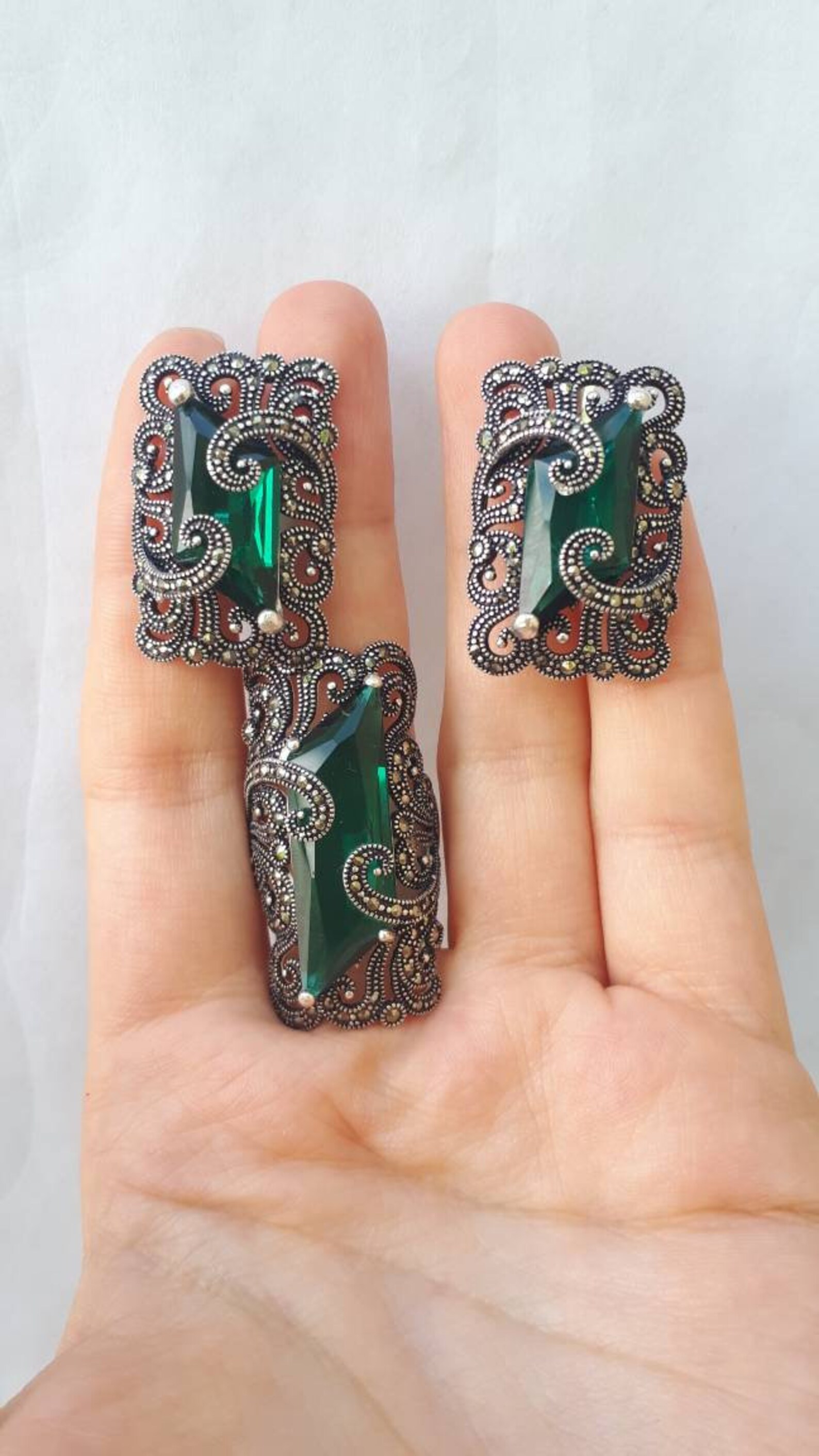 Large Emerald Green Rectangle Ring Luxury Emerald Jewelry - Etsy