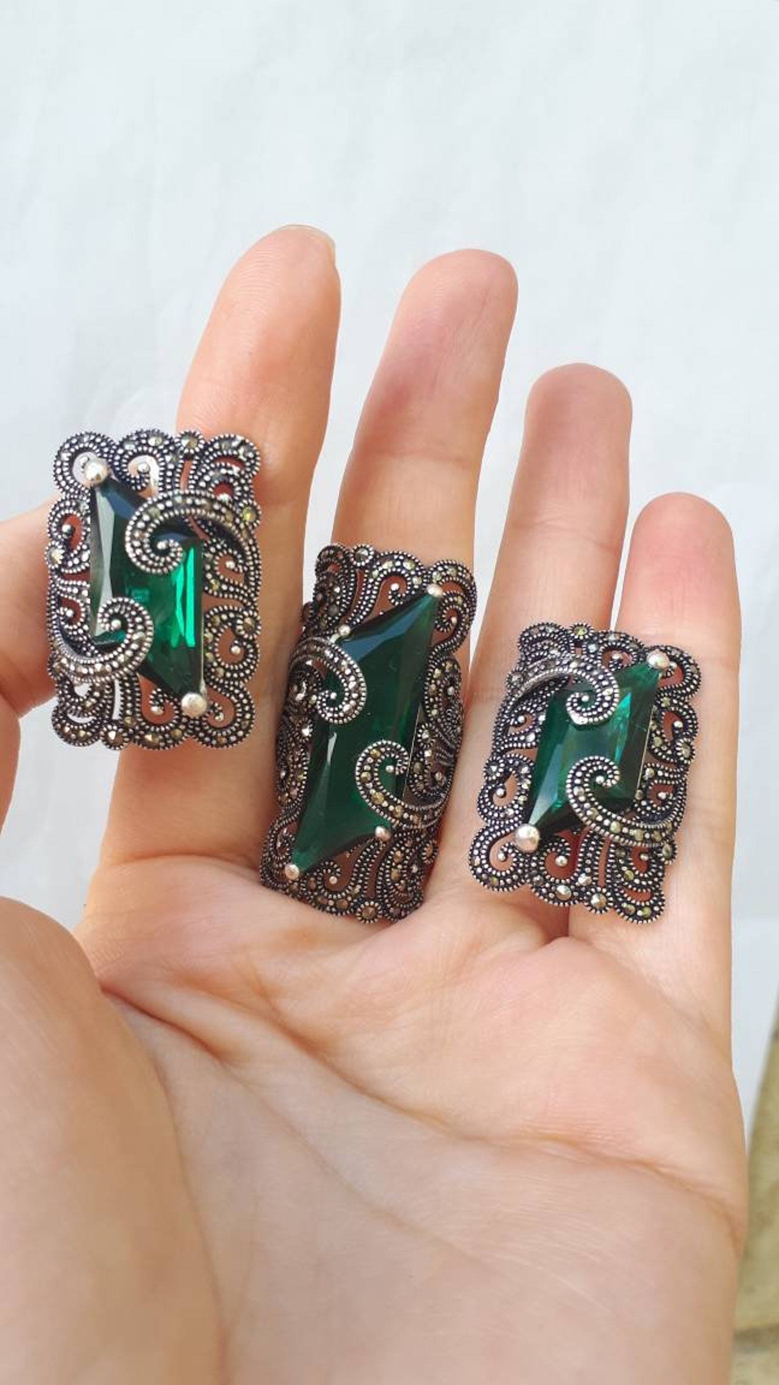 Large Emerald Green Rectangle Ring Luxury Emerald Jewelry - Etsy