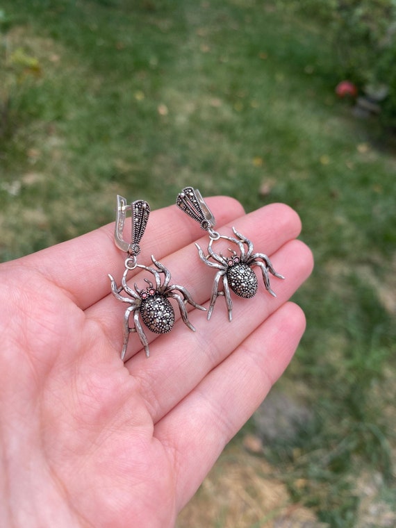 Spider Earrings Dangle Spider Earrings Halloween Jewelry | Etsy