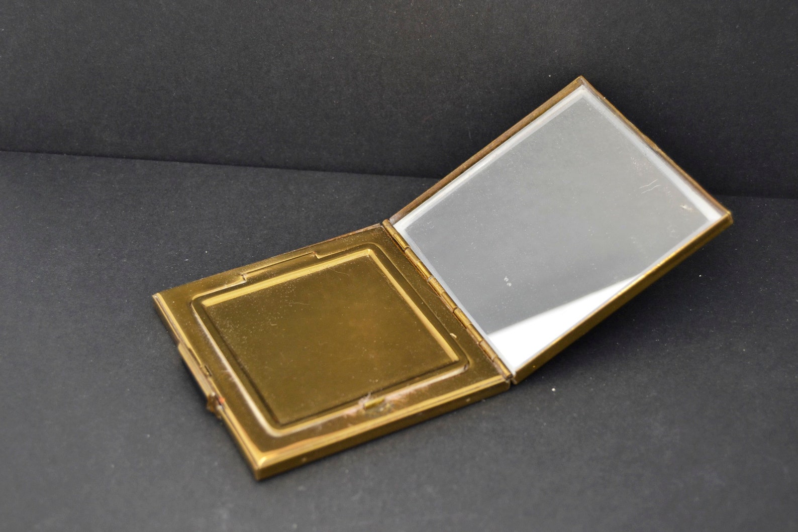 Vintage Compact Mirror Compact Mirror Vintage Compact - Etsy