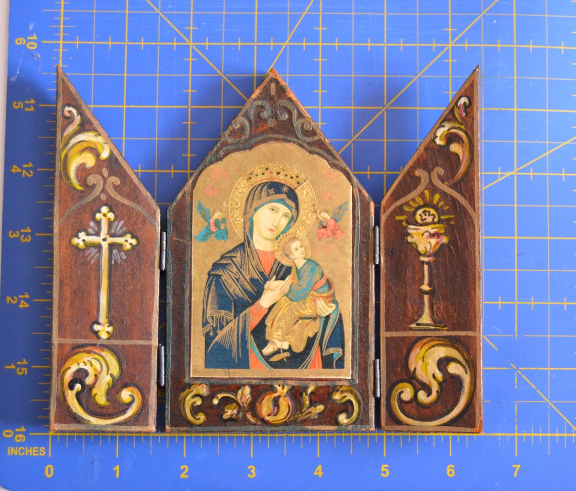 Vintage Religious Triptych Religious Decoration Altar - Etsy