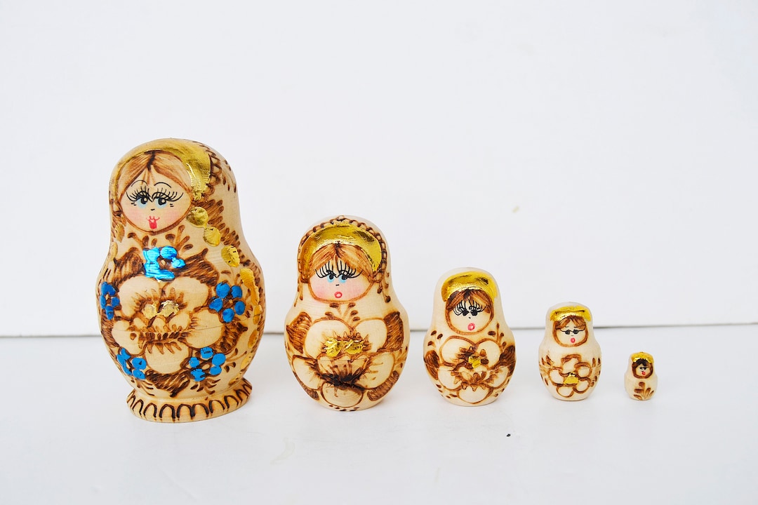 Vintage Hand Drawn Babushka Doll Set, Russian Wooden Toy - Etsy