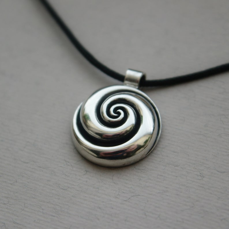 Koru Necklace Silver Koru Spiral Maori Symbol - Etsy