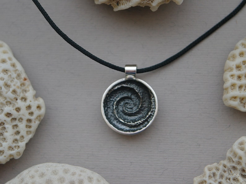 Koru Necklace Silver Koru Spiral Maori Symbol - Etsy