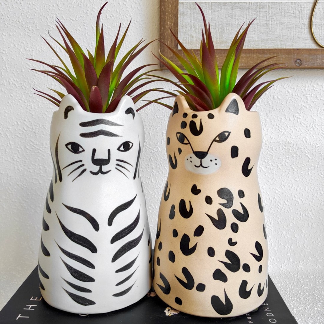 Lion Leopard Pot Planter | Lion Planter | Leopard Planter | Animal ...