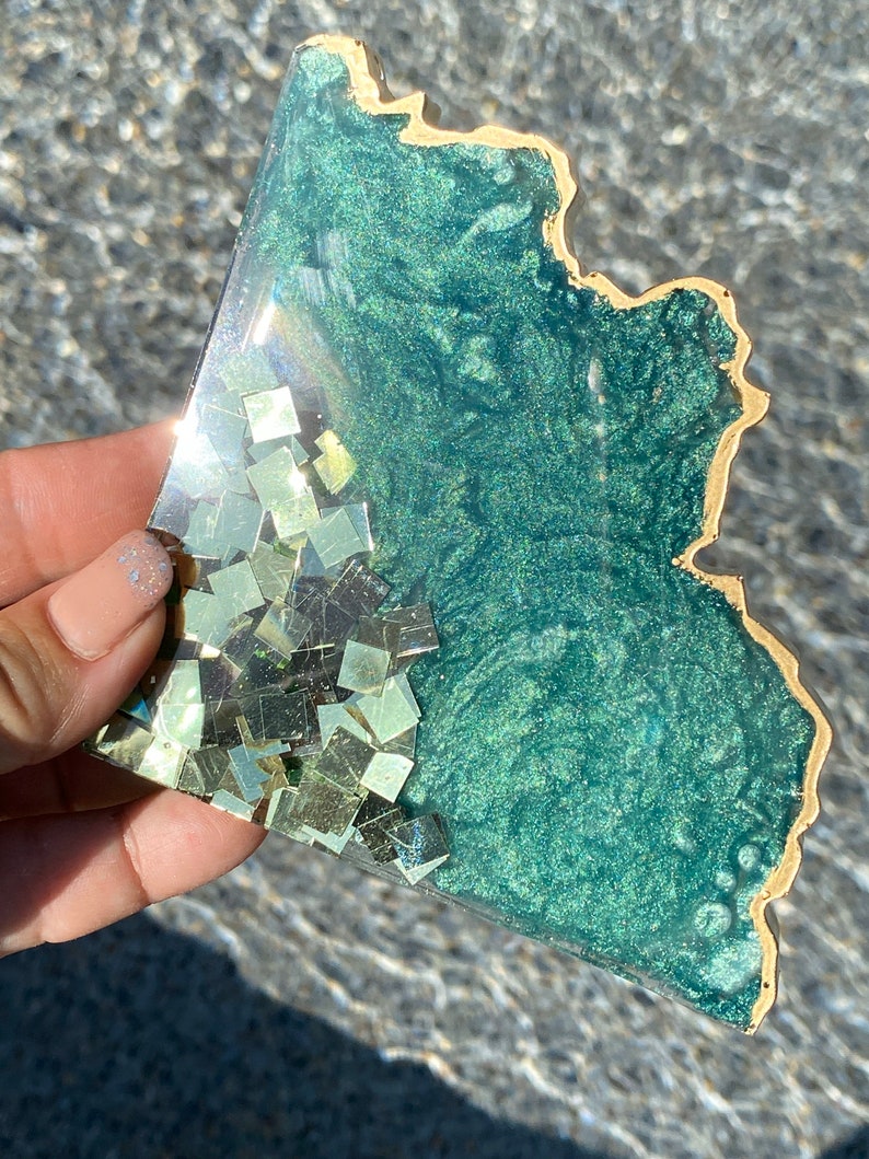 Set 4 Round Triangle Ocean Beach Geode Agate Green & Gold | Etsy