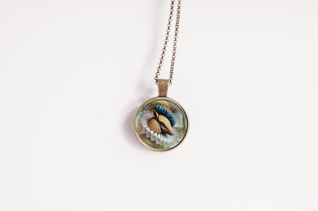 Armadillo Necklace, Animal Portrait Jewelry, Animal Lover Gift, - Etsy