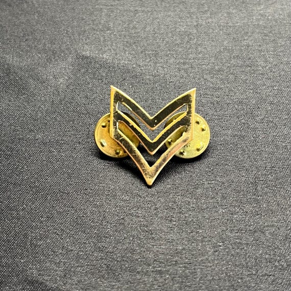 Vintage US Army Sergeant Insignia Pin - Gem