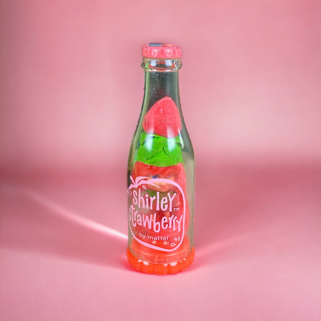 1967 Liddle Kiddle Shirley Strawberry Doll Kola Pop Bottle Vintage ...