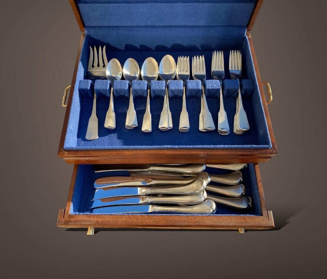 Oneida AMERICAN COLONIAL Cube 50 Pieces Svc for 10 but One MISSING ...