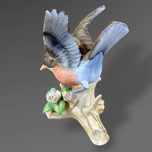 Lefton Robin Figurine 04801 on Branch Spring Decor Vintage Excellent ...