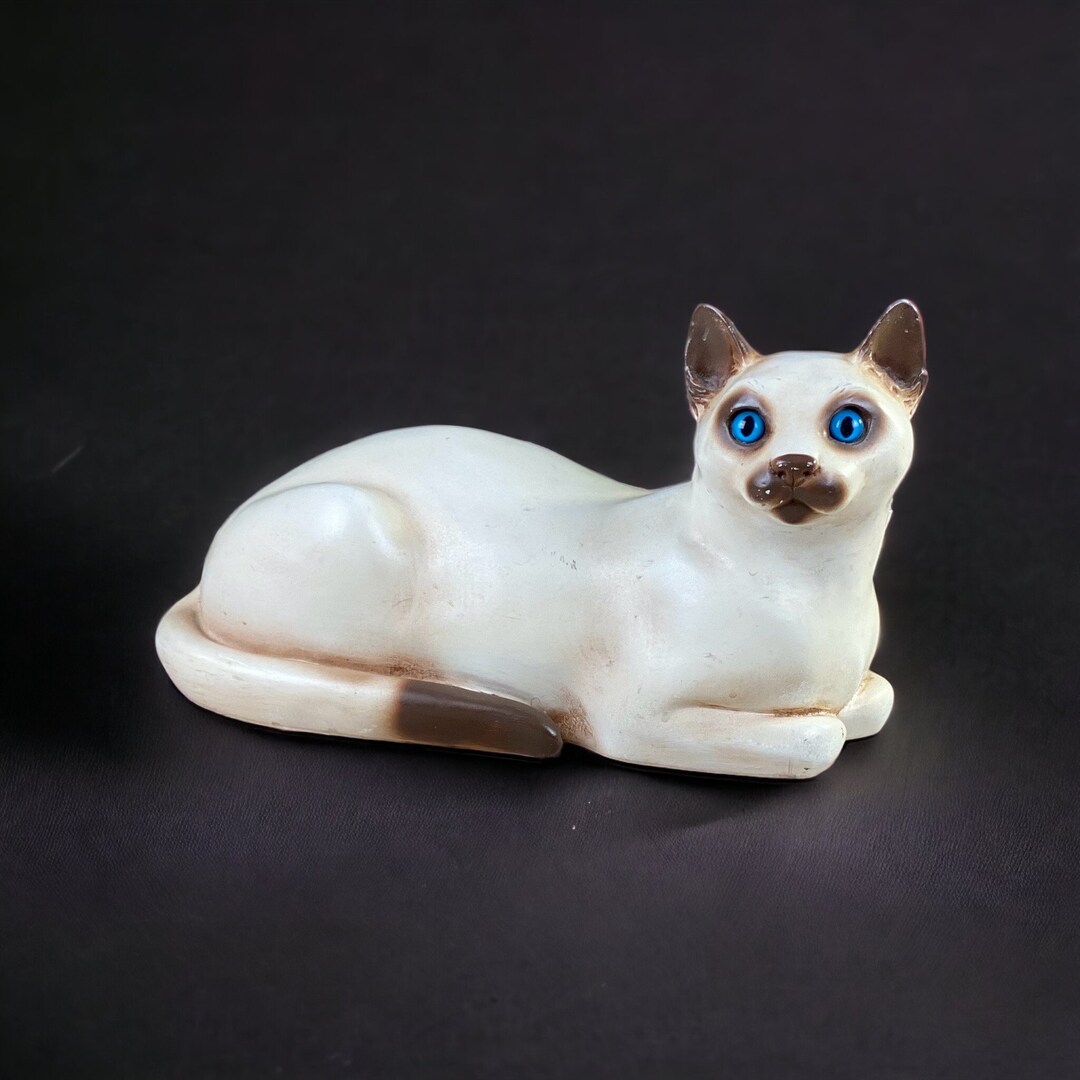 Vintage Siamese Cat Figurine Blue Eyes Universal Statuary 1983 Large ...