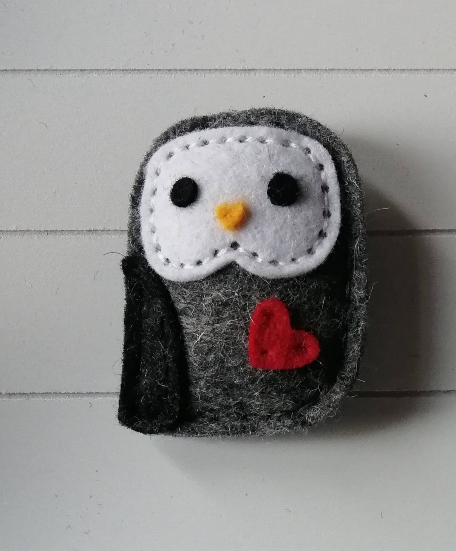 A Cute Handmade Felt Owl Brooch in 100% wool felt 6.5cm high | Etsy