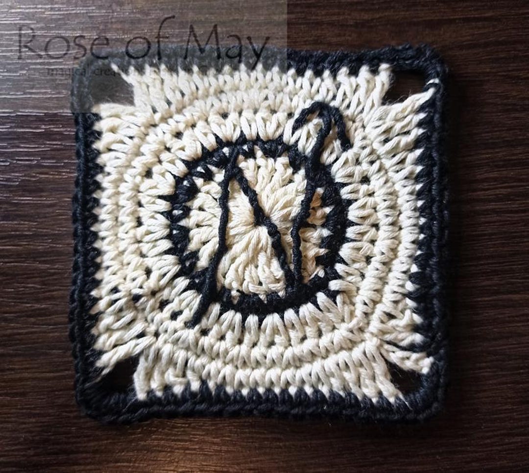 Squat Symbol Granny Square Crochet Pattern With Easy Detailed Photo ...