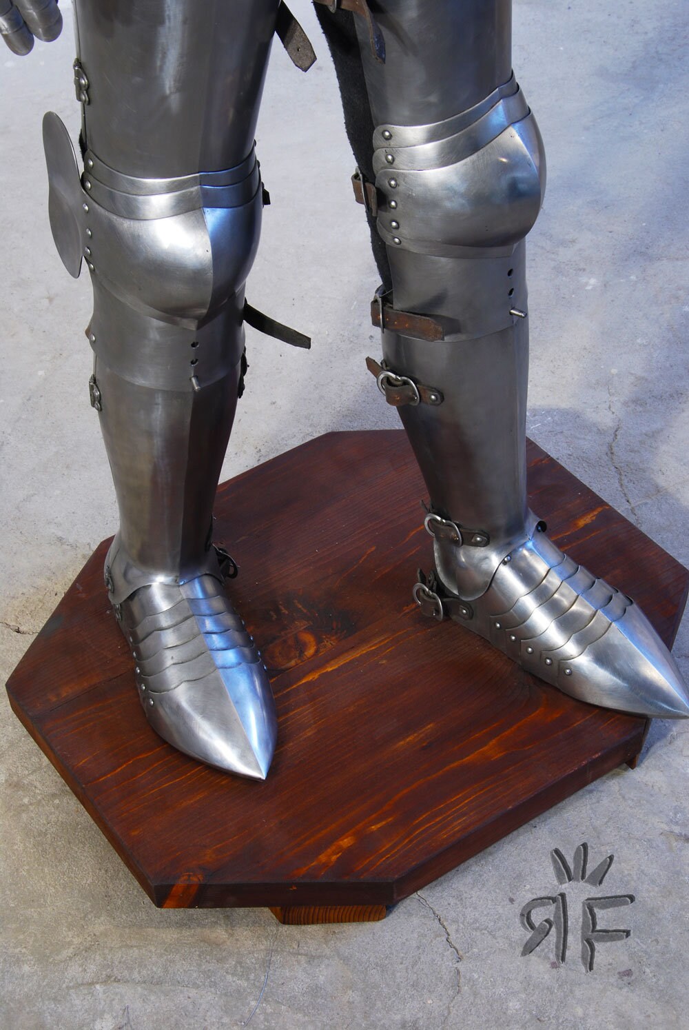 Complete Medieval Historical Knight Armor From Late 14th Century Full ...