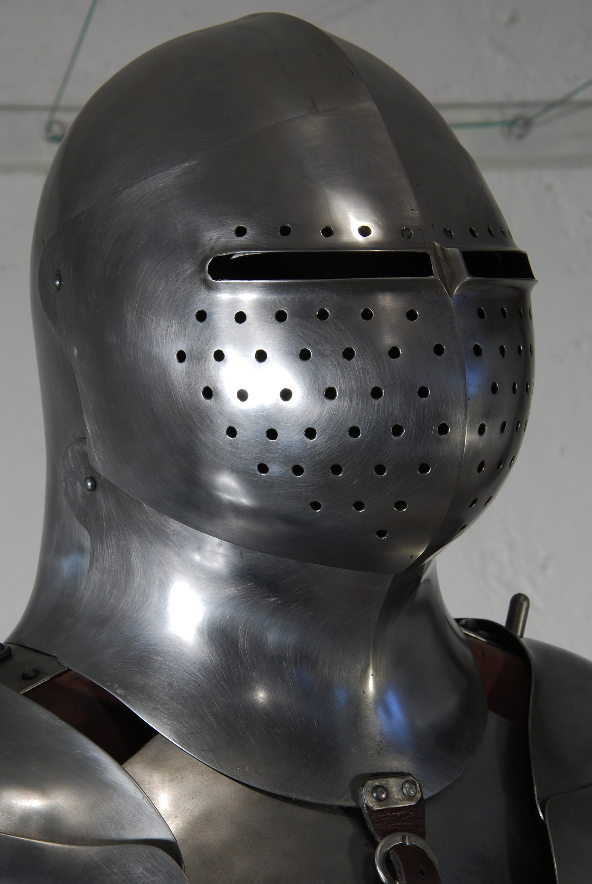 Complete Medieval Historical Knight Armor From Middle of 15th Century ...